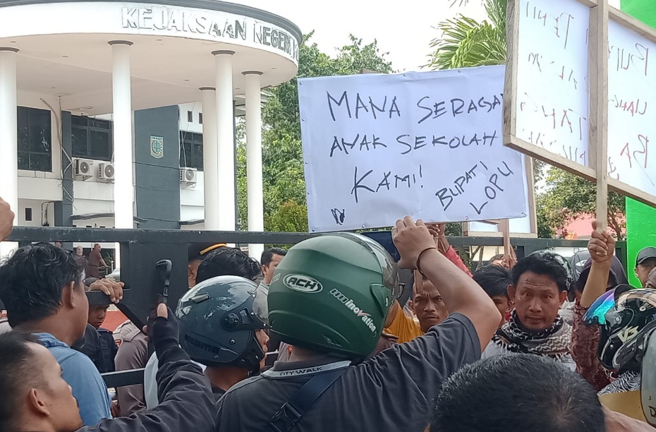 Verna Inkiriwang Dituding Tipu Masyarakat Poso dengan Berutang